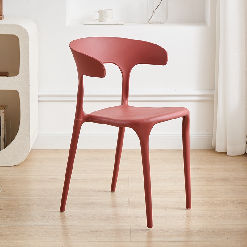 LI- Plastic Chair Dining Chair With PP Material Modern Style Elegant ...