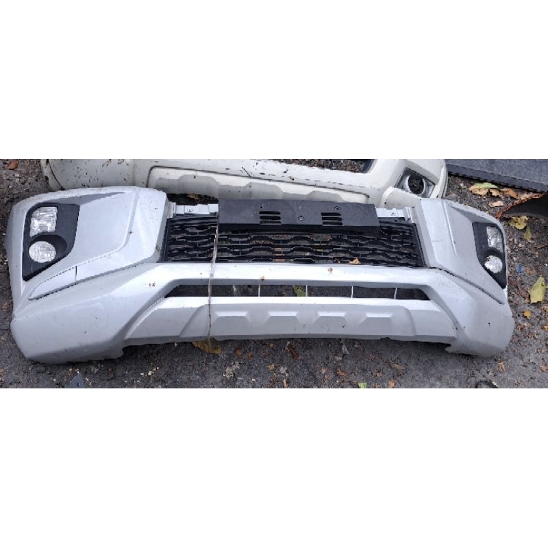 Used genuine ori Triton2019-24 front bumper fog lamp 8315A054 daylight ...