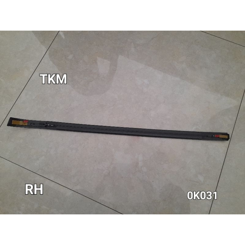 TOYOTA GENUINE ROOF MOULDING TOYOTA HILUX VIGO KUN25 SINGLE CABIN RIGHT ...