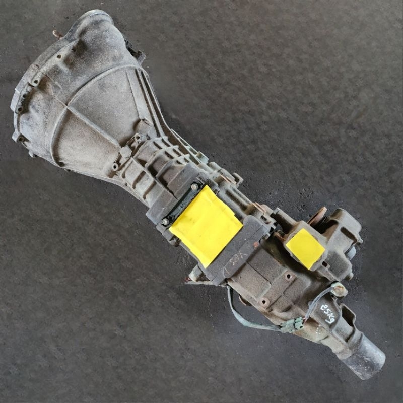 Isuzu Trooper UBS52 4ZD1 C223 Manual gearbox Rebuild transmission ...