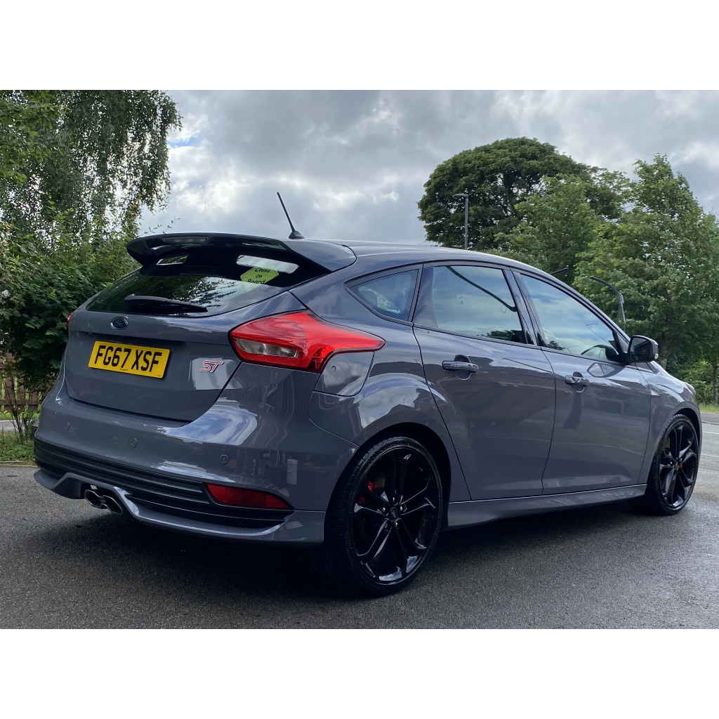 Ford Focus MK3.5 Rear Diffuser Rear Bumper Lower Part Rear Lower Skirt ...