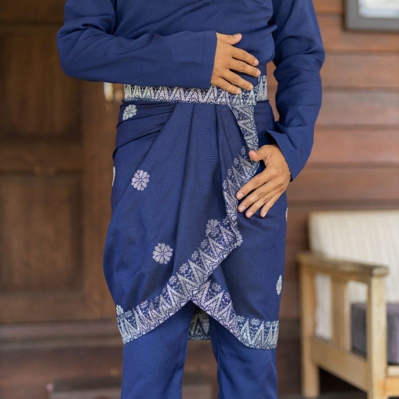 ANDIKA Sampin Instant Songket Bunga Tabur Navy blue sulam gold / silver ...