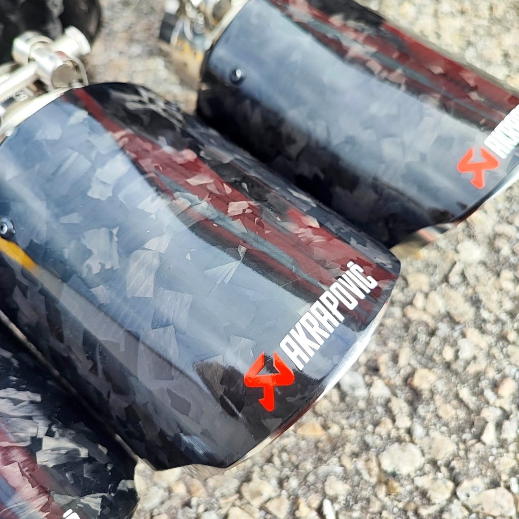 Akrapovic Forged Carbon Fiber Design Straight Exhaust Tip Ekzos Kereta ...