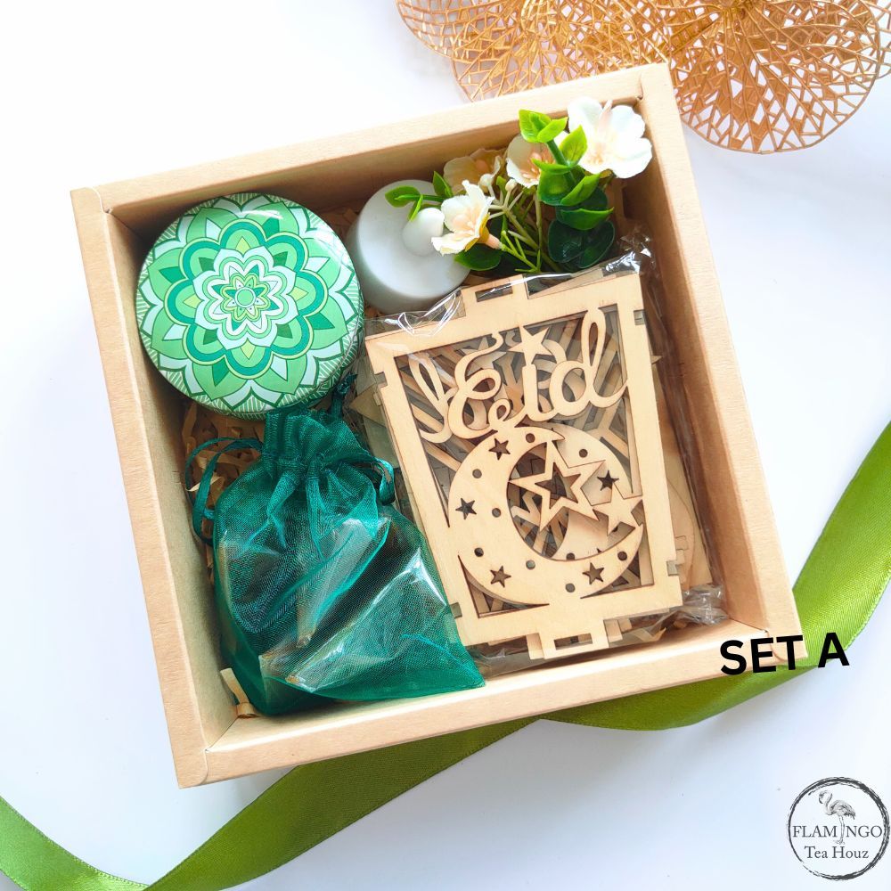 Raya Gift Set with Chocolate & Cookies & Kurma, Kurma Gift Set | Shopee ...
