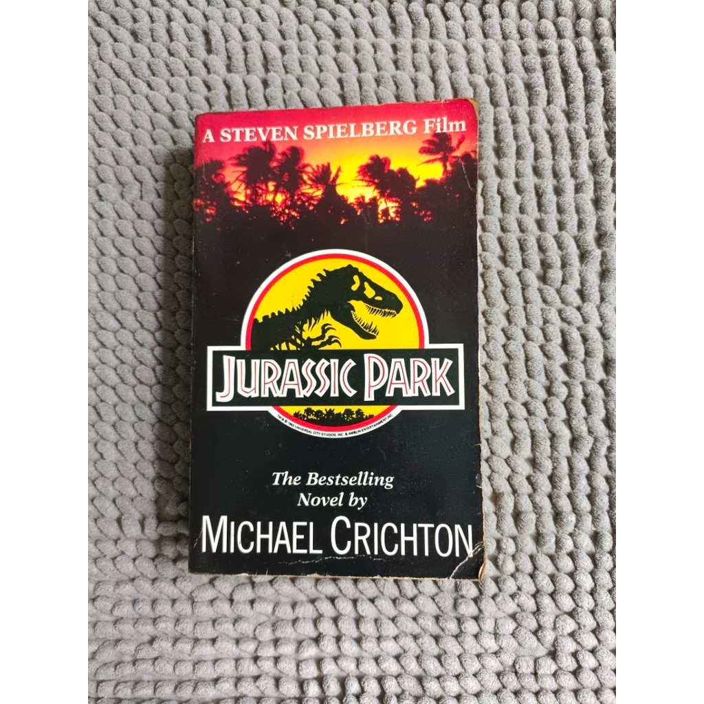 Jurassic Park by Michael Crichton [Preloved] Science Fiction Thriller ...