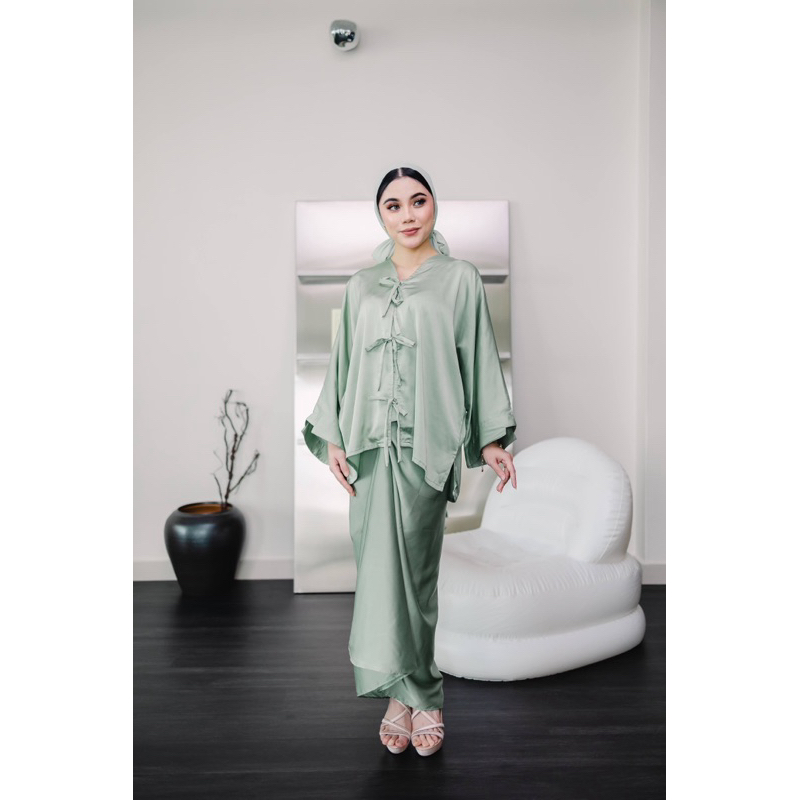 Lily Eva In Sage Green Armani Silk | Shopee Malaysia