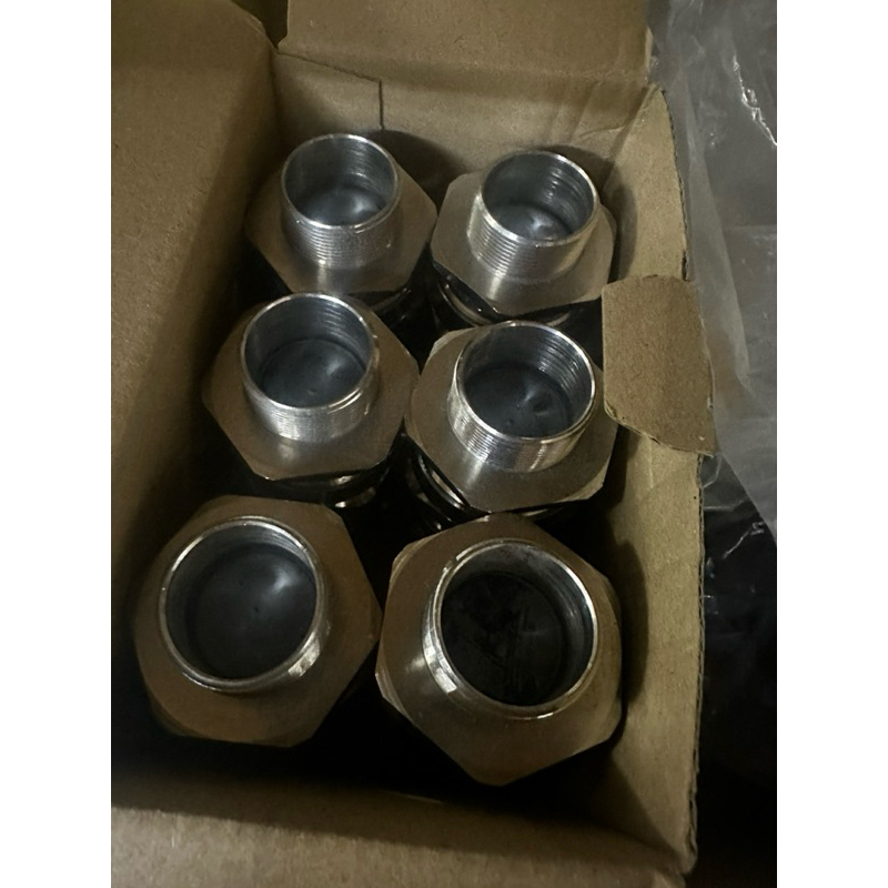 CAPRI ADE 4F NICKET PLATED BRASS ISO32 X 1.5 NO.9 c/w FIBRE WASHER ...
