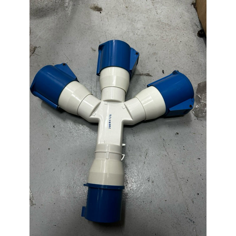 PLASMA INDUSTRIAL MULTI SOCKET 32A 3 Way 240V IP44 | Shopee Malaysia