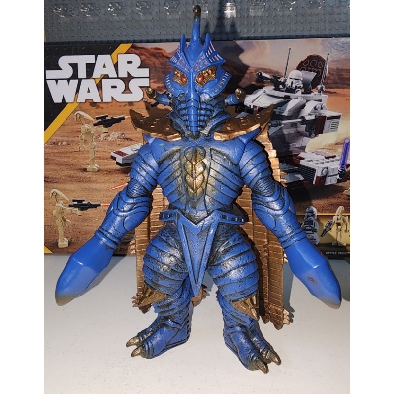 Bandai Ultraman Ultra Monster Kaiju Alien Temperor. (17cm) | Shopee ...