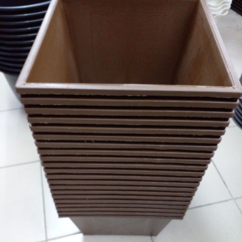 2pcs PASU 4 segi besar 12 liter ( 9" x 9" ) tolong jgn campur skli ...