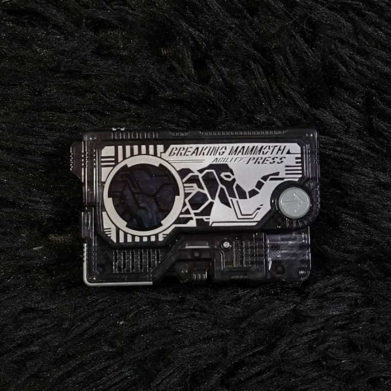 DX Press Breaking Mammoth Progrise Key Kamen Rider Zero One Bandai ...