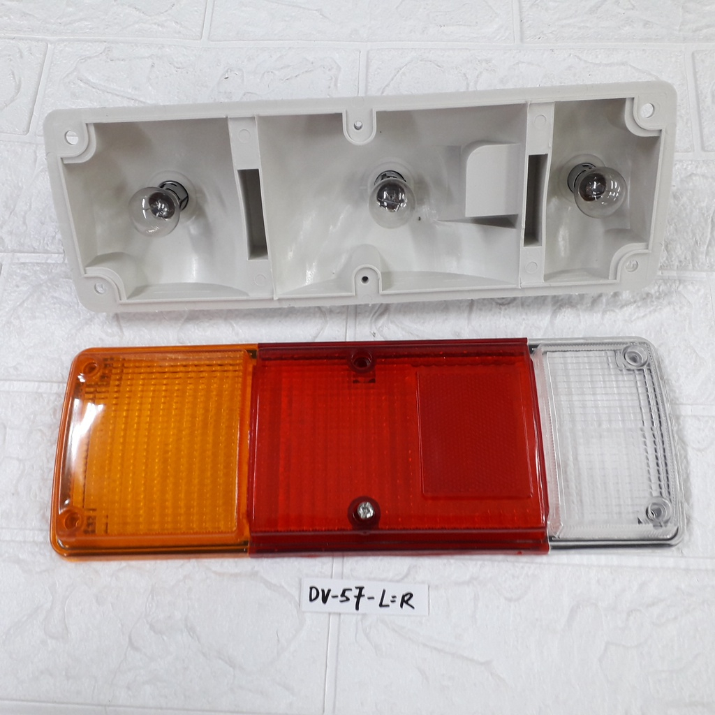 (1PCS DV57-L=R) (WITH BULB DC-12V) TAIL LAMP FOR DAIHATSU DELTA DV57 ...