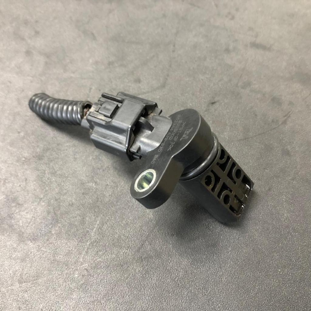 NISSAN SENTRA N16 Crank & Cam Sensor With Socket Used Original | Shopee ...