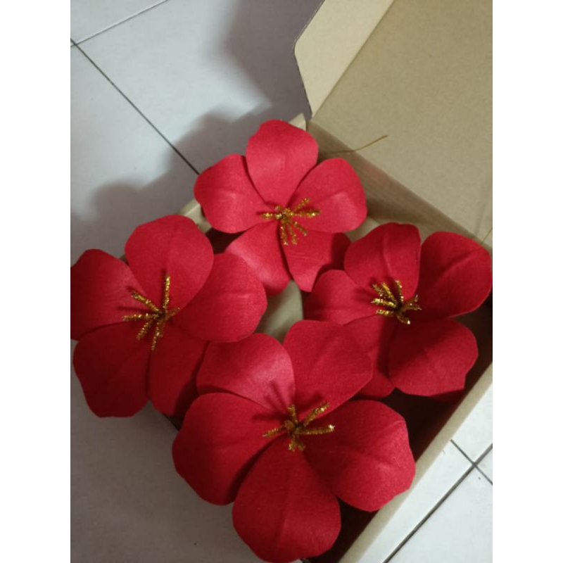Bunga merdeka kain felt 1set(4kuntum) 14cmx14cm | Shopee Malaysia