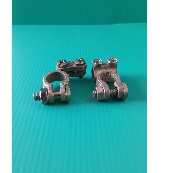 BATTERY TERMINAL CLAMP.a pair of battery heads/kepala bateri sepasang ...