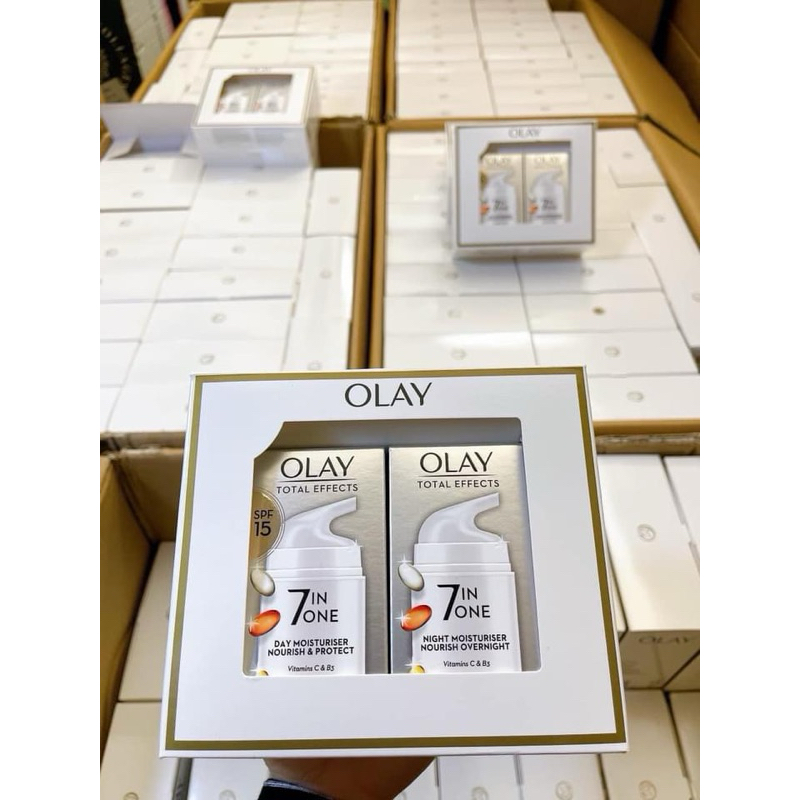 combo Olay UK day and night set face cream 37ml | Shopee Malaysia