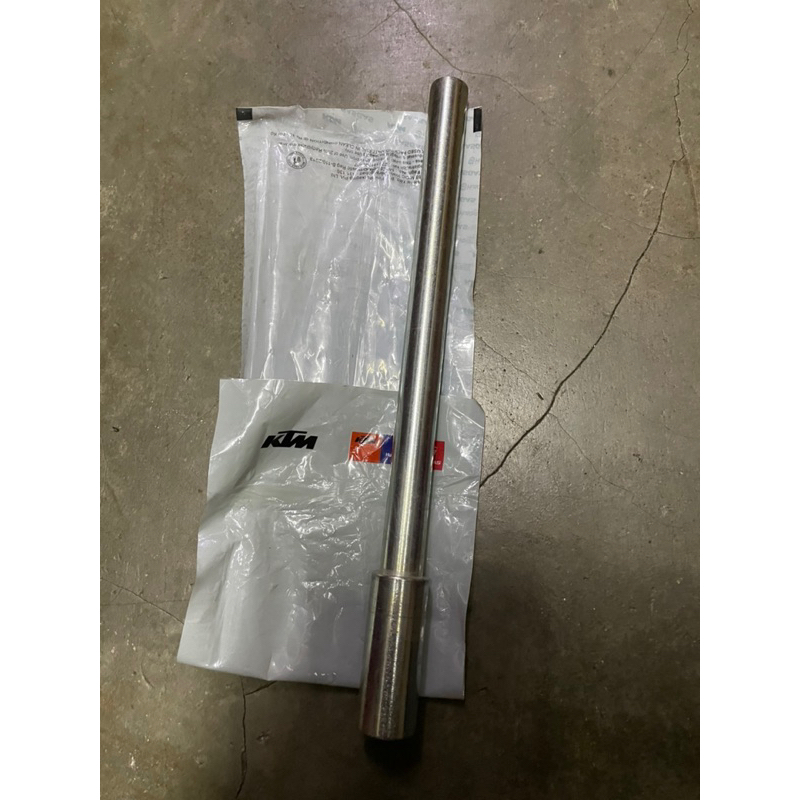 FRONT WHEEL SHAFT KTM RC DUKE200 250 390 TYRE SHAFT DEPAN DUKE200 ...