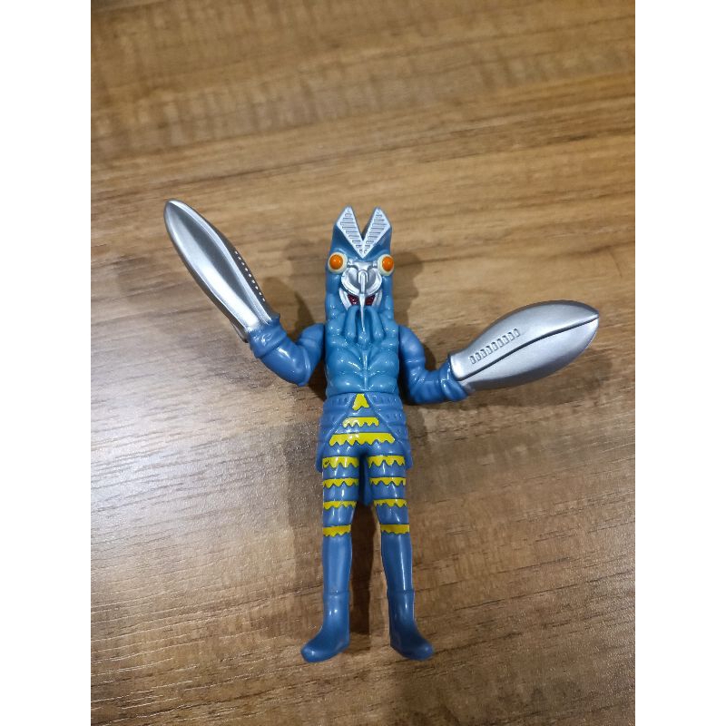 2013 Japan McDonald's Happy Meal Ultraman Kaiju Alien Baltan Action ...