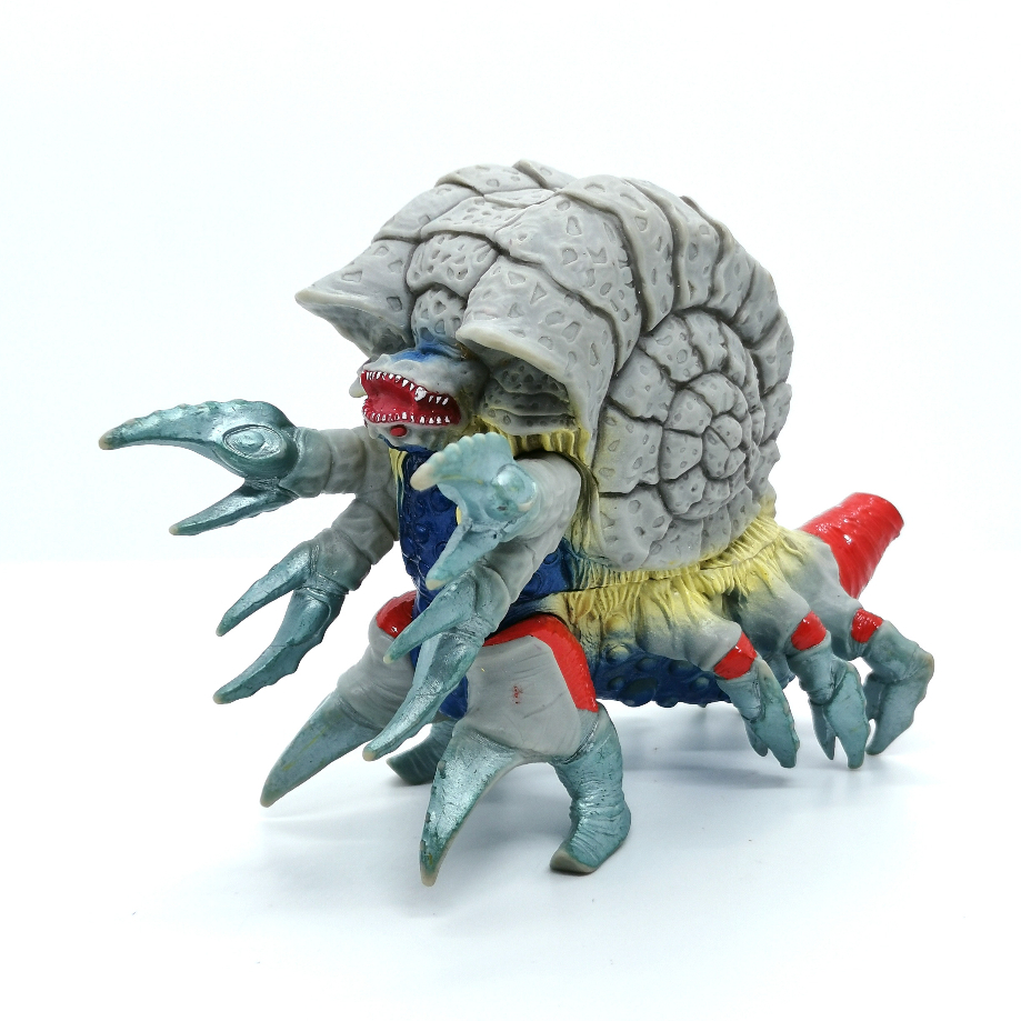 Pre Owned 6 inch Bandai UMS Gatanozoa Ultraman Kaiju Alien Ultra Monster Series Sofubi Figure ...