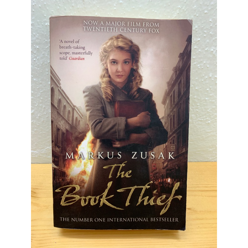 Markus Zusak The Book Thief Young Adult English Book Novel | Shopee ...