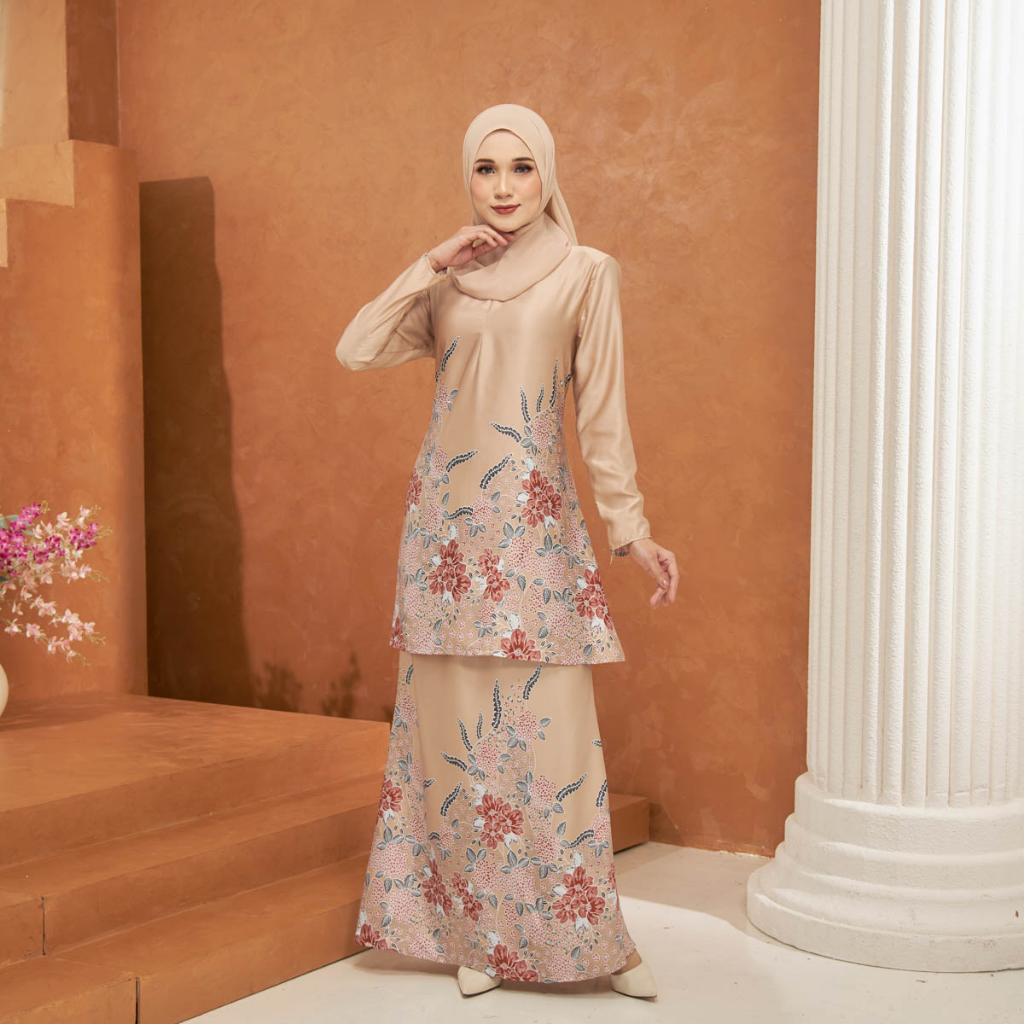 KURUNG BATIK ALANA & KEMEJA BATIK DM - L15-4 SATIN VALENTINO ( SEA SAND ) | Shopee Malaysia