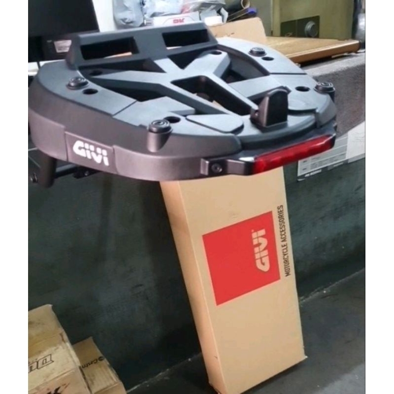 YAMAHA XSR 155 GIVI SPECIAL ADVANCE RACK # (motorcycle singapore ...