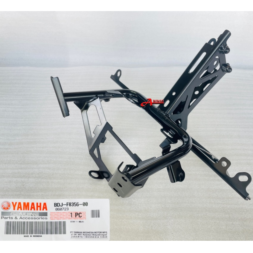 R15M HEADLIGHT STAY (ORIGINAL100%YAMAHA) BRACKET LAMPU DEPAN BDJ-F8356 ...