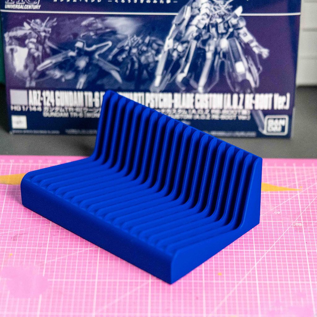 [Ready Stock] Large Gundam Runner Organiser/Holder for tidy workspace ...