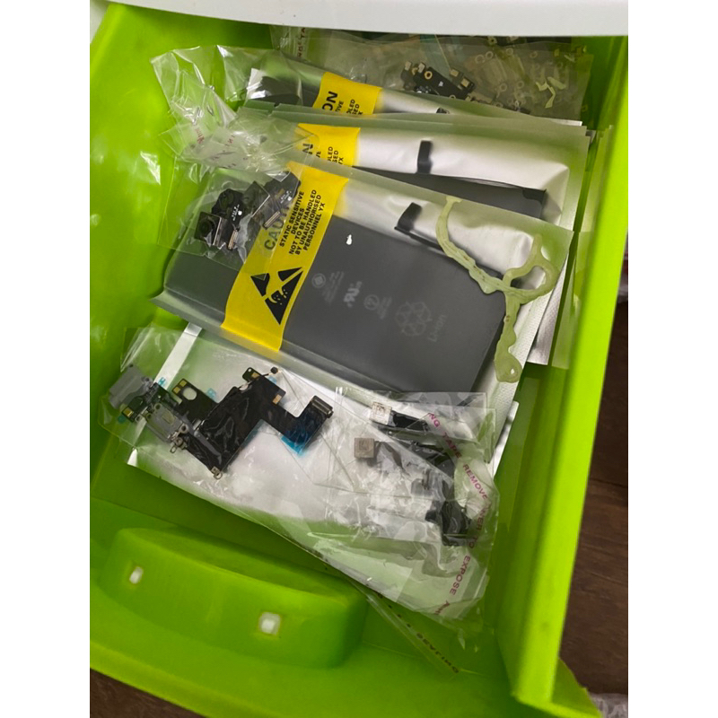 Ip spare parts . 6/6p/6s/6sp/7/7p/8/8p/x/xs/Xsmax. Camera / battery ...