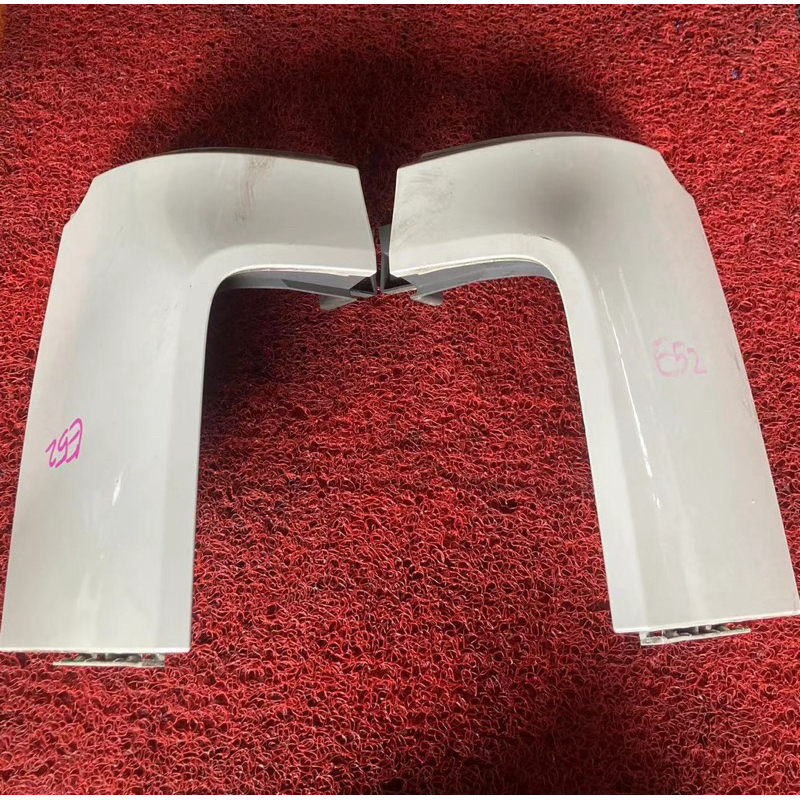🔥USED JAPAN🔥NISSAN ELGRAND E52 REAR BUMPER SIDE COVER | Shopee Malaysia