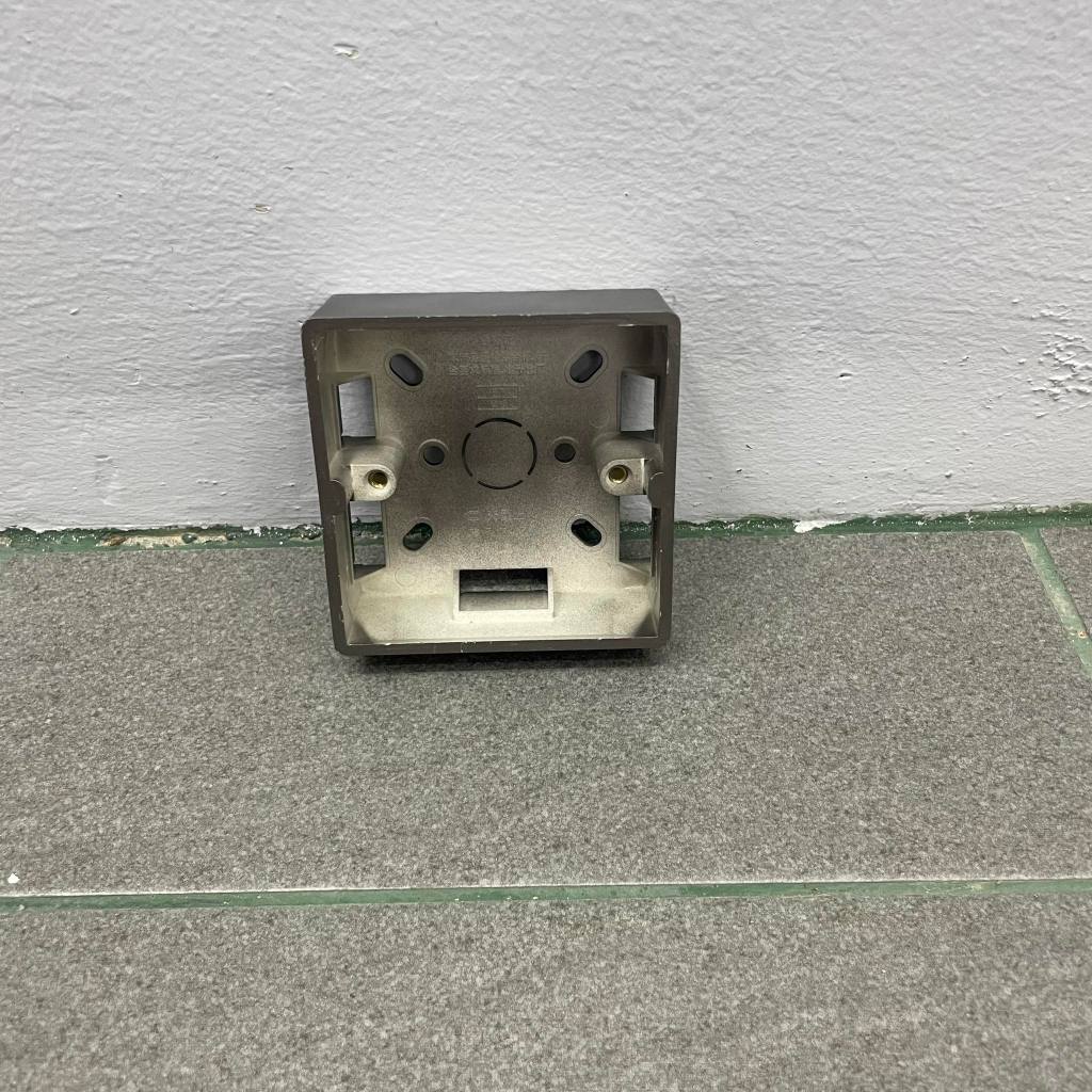 {MORE SOLID}PVC 3X3 SURFACE TYPE NUT BOX / ELECTRICAL BASE(PLUG/SUIS ...
