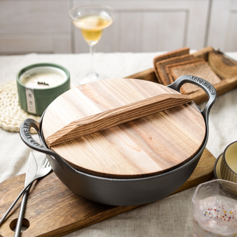 Cast Iron Wok Smokeless Pan Double-Ear Old-Fashioned Frying Pan Enamel ...