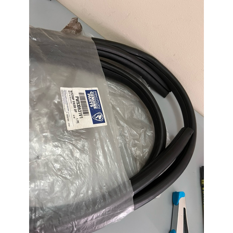 ORIGINAL PROTON PREVE, SUPRIMA S DOOR RUBBER REAR LEFT W/STRIP ASSY FR ...