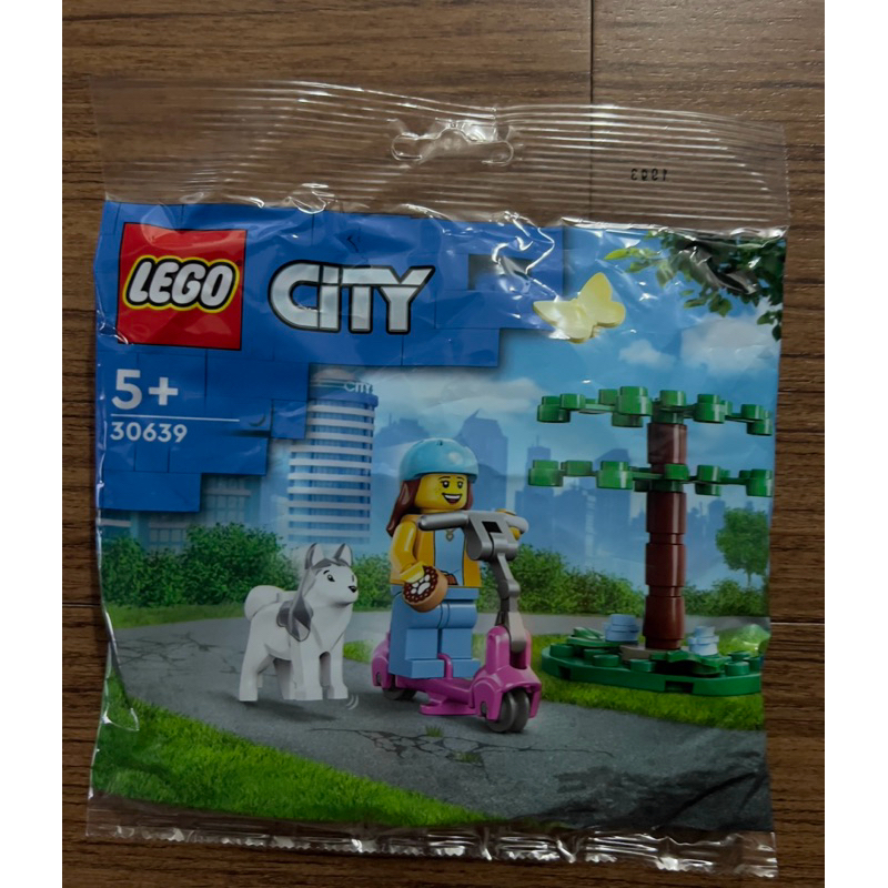 Lego City Polybag 30639 - Dog Park and Scooter | Shopee Malaysia