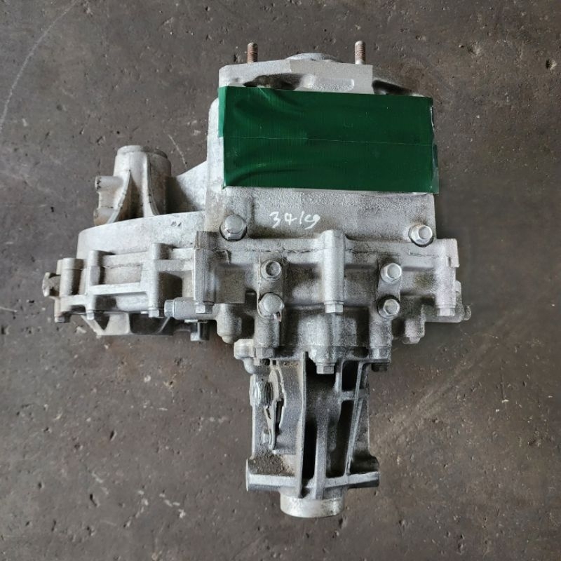 Mitsubishi Storm 2.5 4D56 transfer case Rebuild auto transmission ...