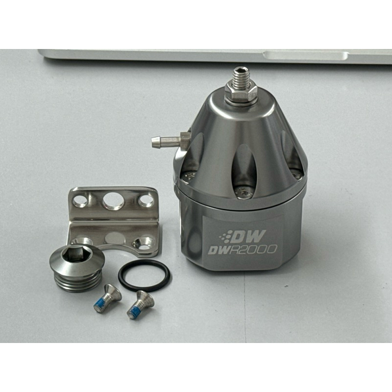 DW DWR 2000 Regulator / Regular / 8AN Inlet 6AN Outlet / 2000 HP ...