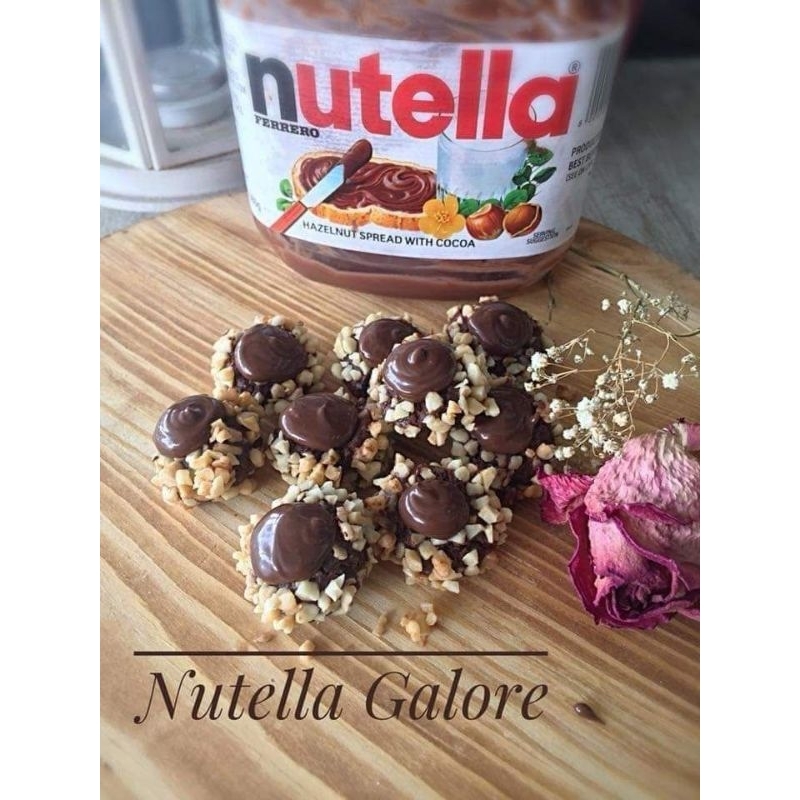 BISKUT RAYA PREMIUM NUTELLA GALORE DAN HAZELNUT ROCHER NUTELLA POD ...