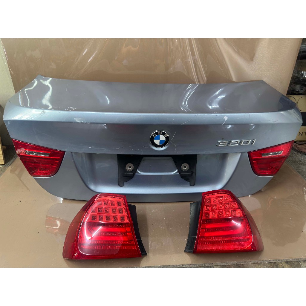 Genuine BMW E90 3 Series LCI Rear Bonnet With Tail Light Set Complete ...