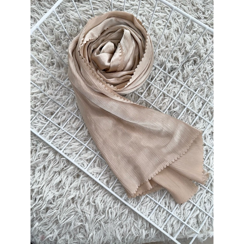 TUDUNG SHAWL SHIMMER MUNA LASER CUT | Shopee Malaysia