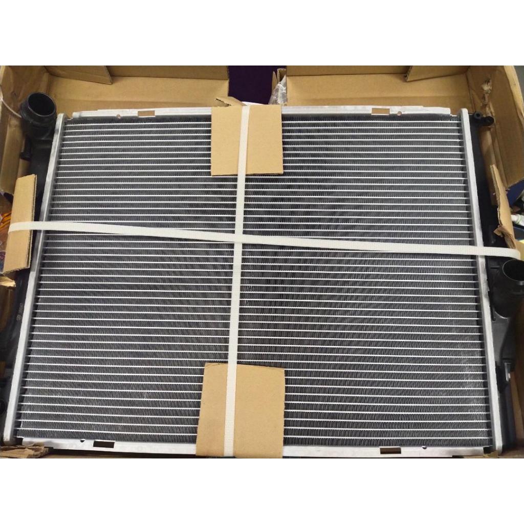 BMW E90 320i N46 Radiator New | Shopee Malaysia