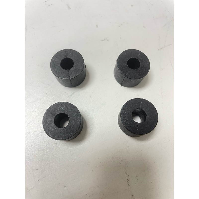 UNSER KF80 & LITEACE KM36 (1SET 4PCS) FRONT ABSORBER MOUNTING BUSH OEM ...