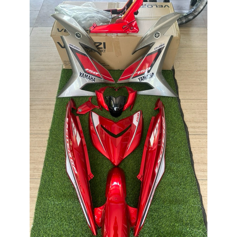 Coverset yamaha Y15 V1 V2 exciter gp 2015 merah silver custom brand ...