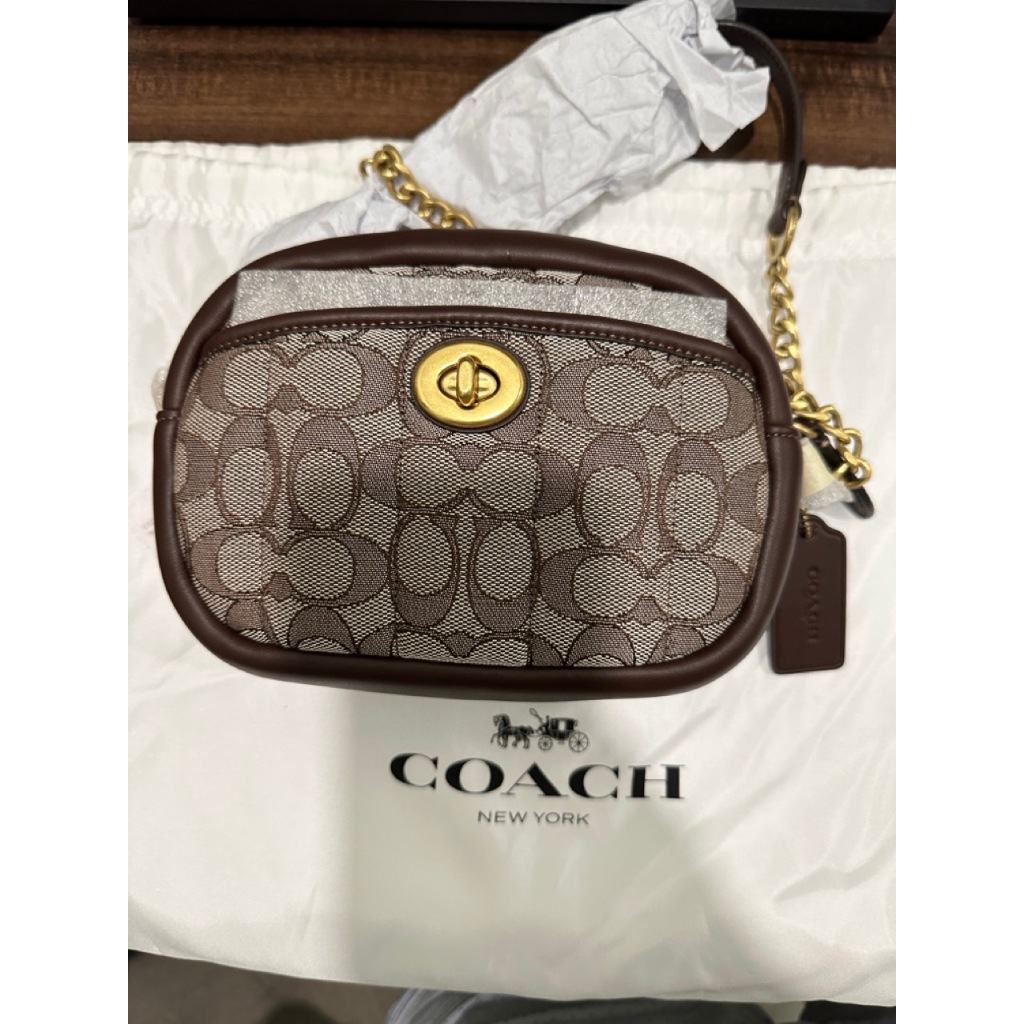 Coach Camera Bag Signature Jacquard in Oak Maple | Shopee Malaysia