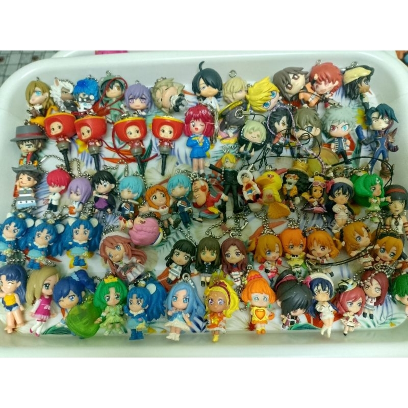 B Keychain mini figure Mix Anime Love live Haikyuu twisted one piece ...