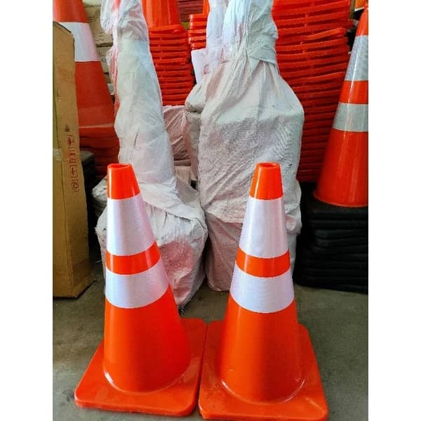 10 pcs Traffic Kon Rubber Cone PVC rubber 70cm/75cm (Max order 10pcs ...