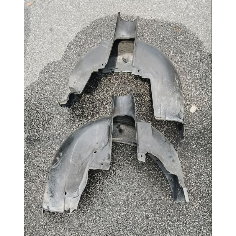 BMW E39 5 SERIES REAR BACK FENDER TYRE WHEEL ARCH HOUSING DAUN PISANG ...