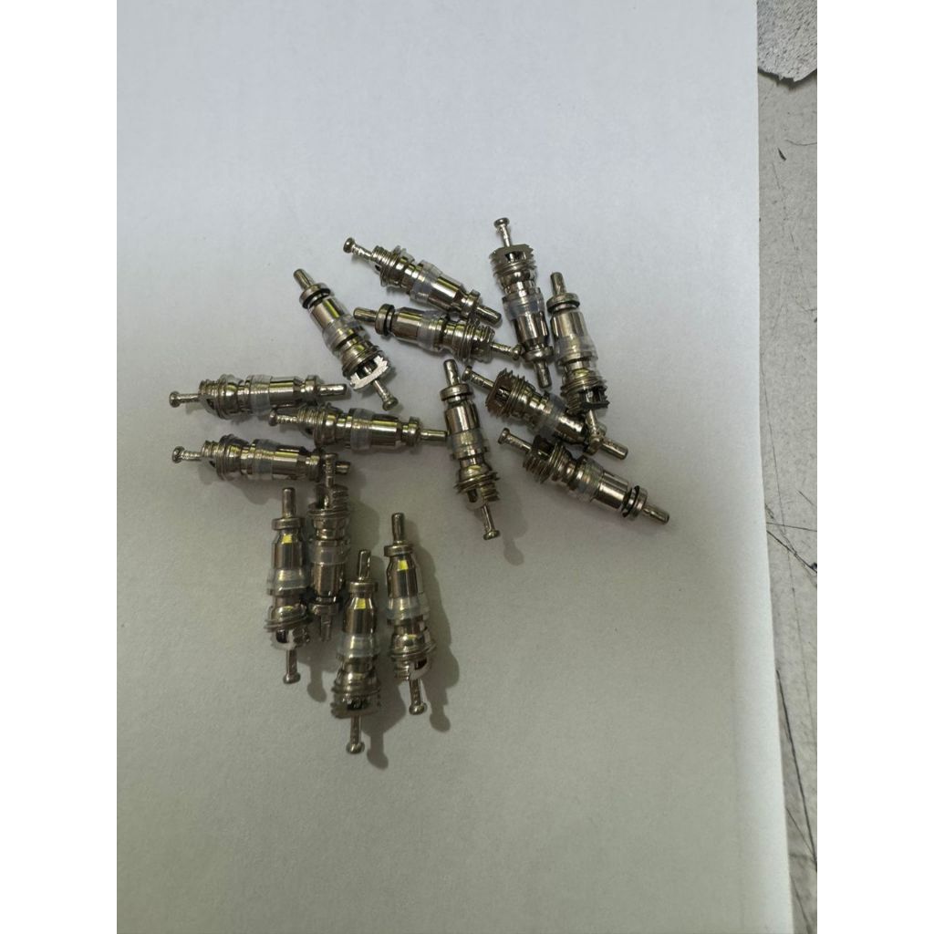 R134a / R12 Valve Core For Car R134a / R12 Refrigerant Gas System ...