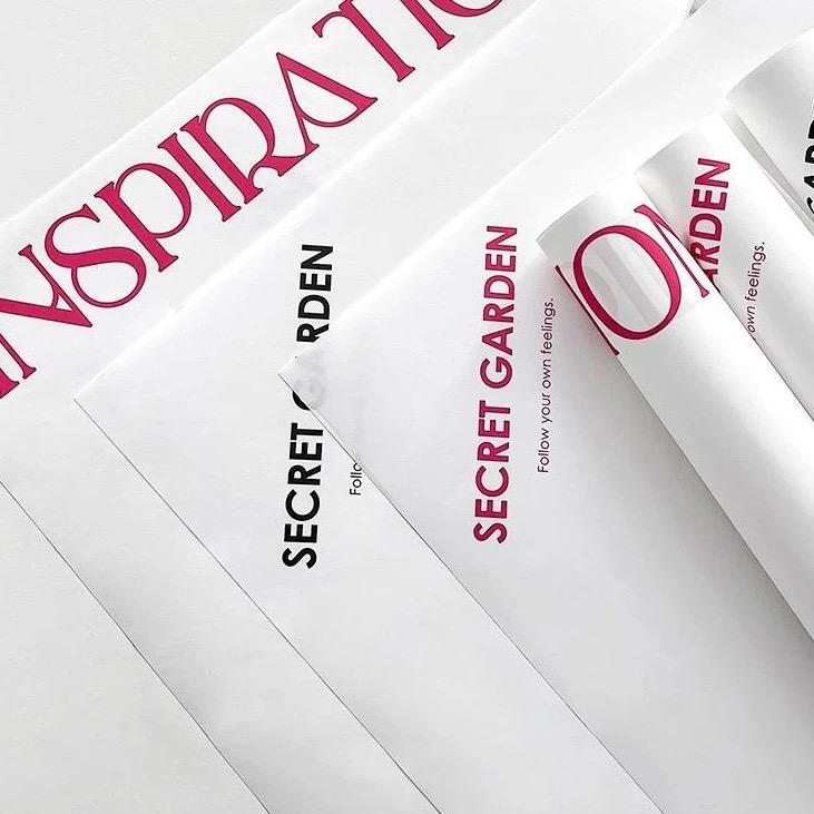 LDP [10pcs] Diagonal Wording Wrapping Flower Packaging 斜对角文字包装纸 [Lawson ...