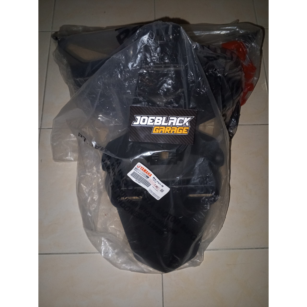 YAMAHA XMAX V2 REAR FENDER (BKA-F1611-00) 100% ORIGINAL YAMAHA | Shopee ...