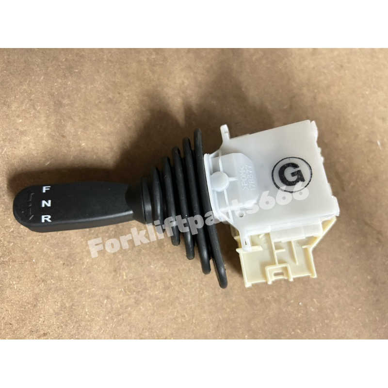57460-26630 TOYOTA 8FD FORKLIFT FORWARD REVERSE SWITCH 8FD 10-30 ...